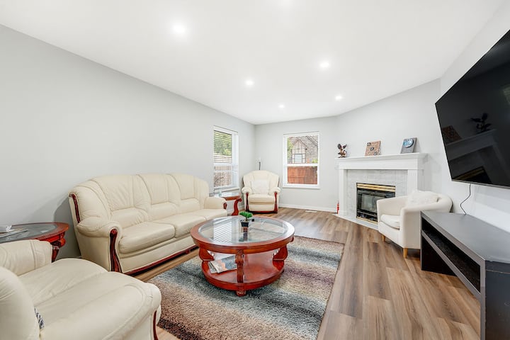 4 Bed 3.5 Bath Home Sleeps 9 & 30 Min To Vancouver - 素裡
