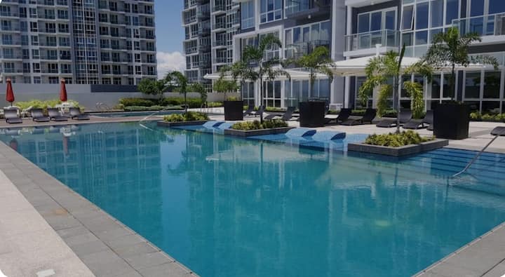 Condo Unit With 1 Br And Amenities - Lapu-Lapu City