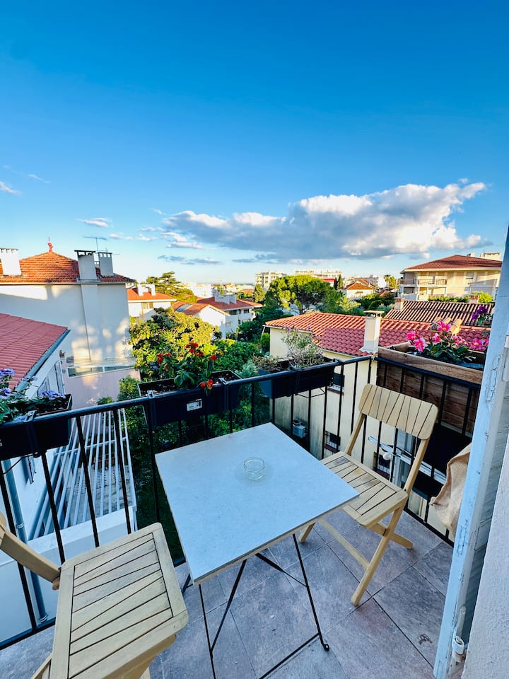 Lumineux T2 Neuf Cannes, Palais & Plages-parking - Le Cannet