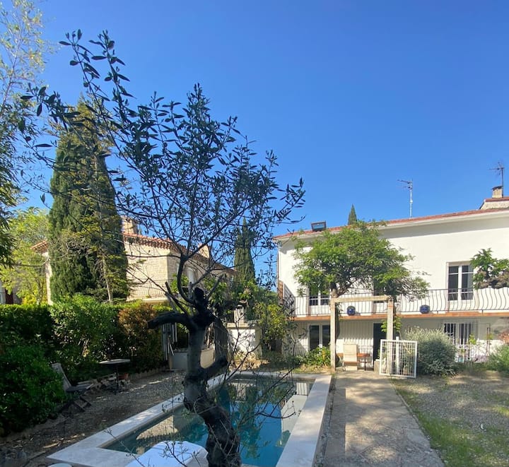 Charmante Maison 6/ 10 Personnes - Montpellier