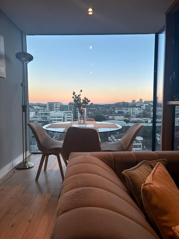 Luxury 2 Bed Penthouse,4 Ppl, Beacon, Beside Luas. - Bray