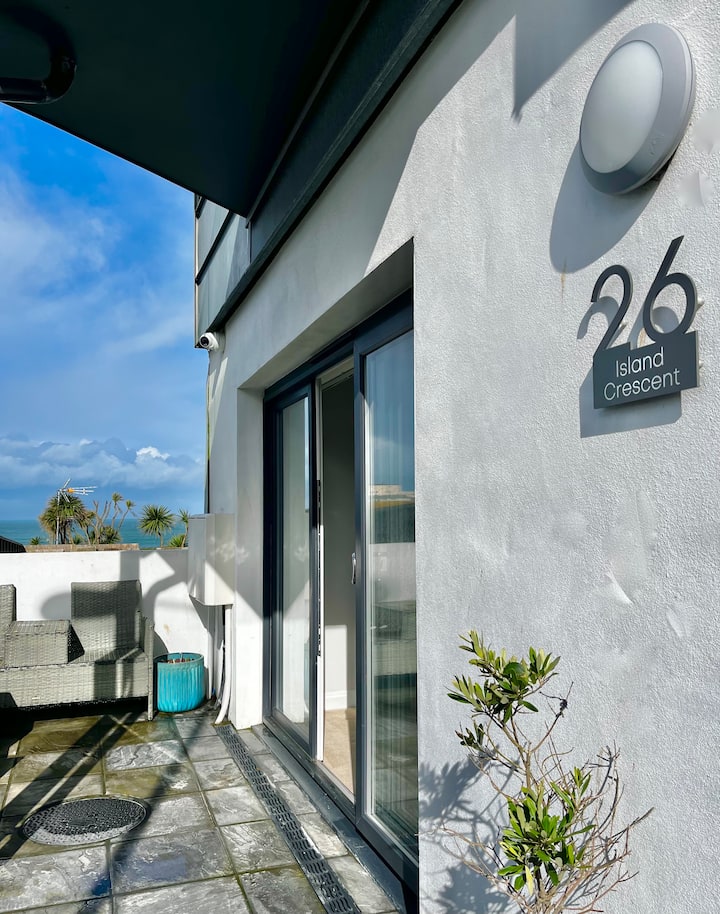 Super Comfy Private Room Above Newquay Bay - Newquay
