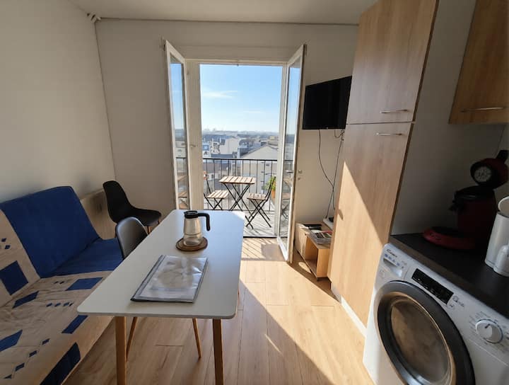 Appart 28m² Gare Sncf+balcon+netflix+wifi+café+thé - Orléans