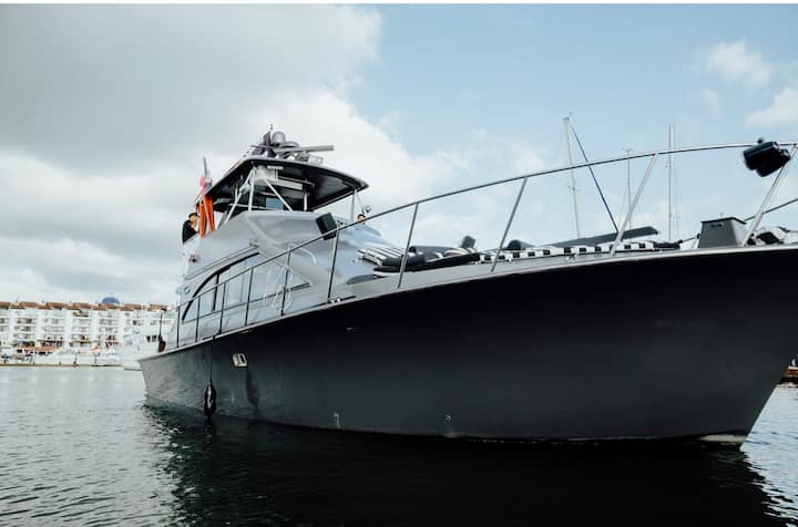 Luxury Yacht - Puerto Vallarta