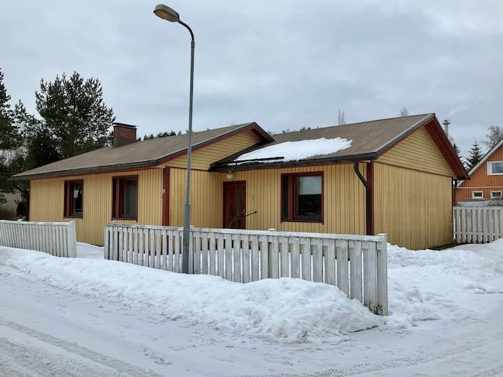 Omakotitalo Lähellä Merta, 300 M - Pori