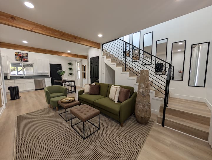 Centrally Located 3 Bedroom 2.5 Bathroom - Chula Vista, CA
