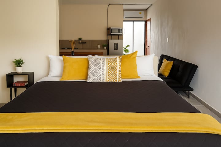 Loft Céntrico En Cancún | A/c, Wifi Y Smart Tv. - Cancún