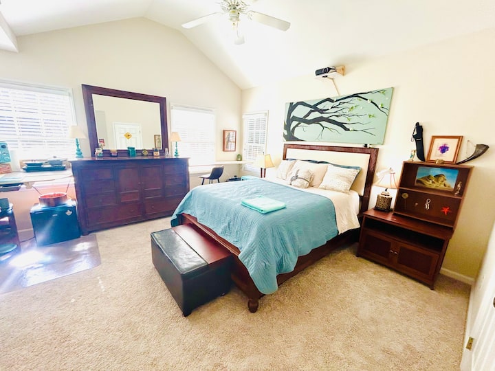 Oceania Master Bedroom With Private Bathroom - Cary, NC