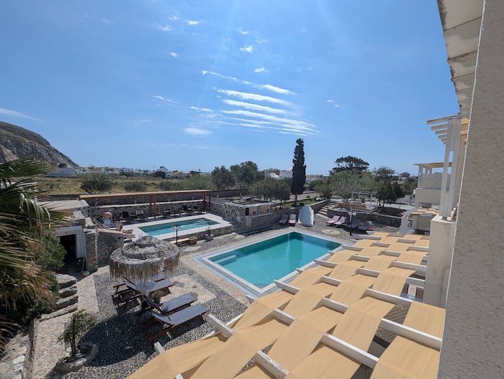 House For 4 Included Car, Breakf (Heated Pool) - Santorini
