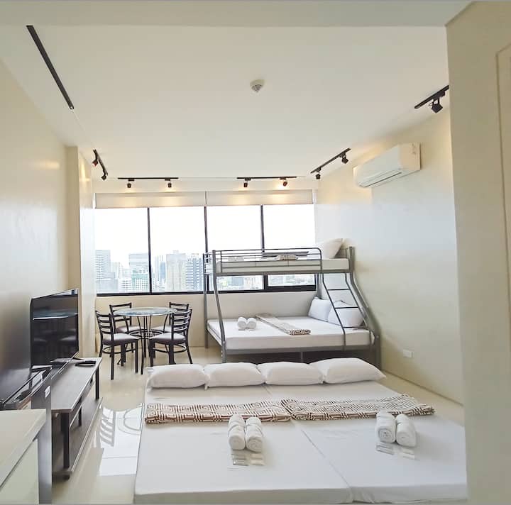 16g Walking Distance To Ayala & It Park W/ Wifi - Cebu