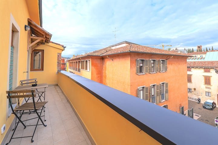 Juliet’s Paradise - Rooftop Terrace - Verona