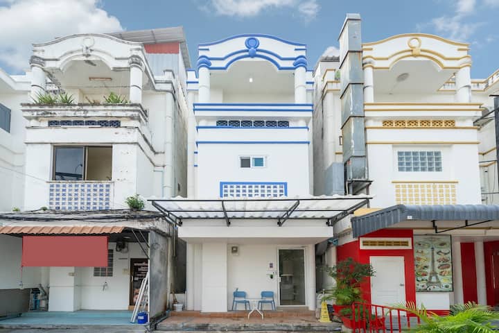 Beach House | Walk To Patong Beach - Patong Beach