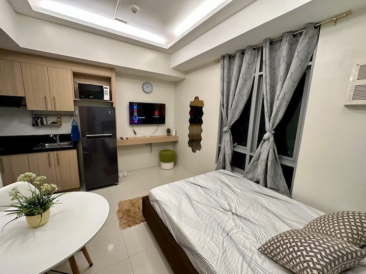 Cosy Studio In Salcedo Square - Makati