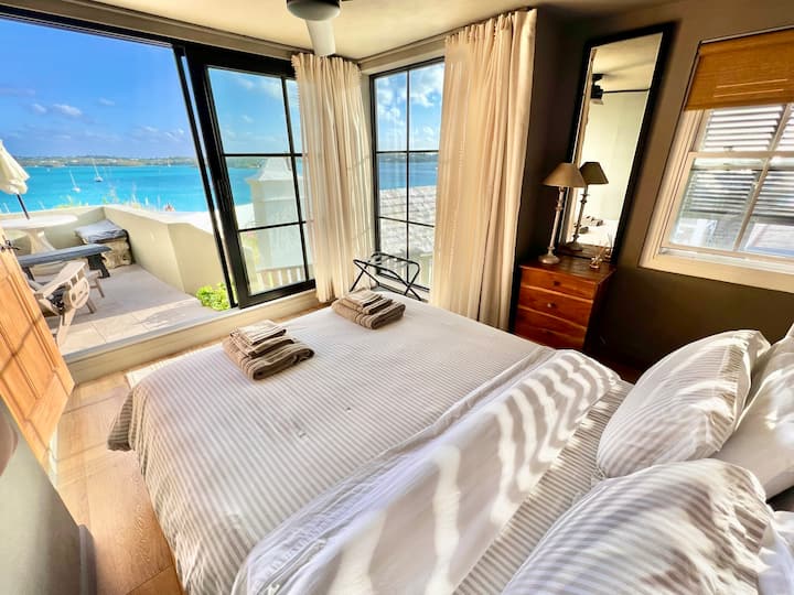 Stylish, Harbour View Apt In Historic St George - Bermudas