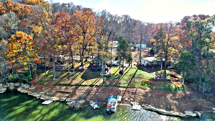 Water's Edge Retreat Ii - Fayetteville, AR