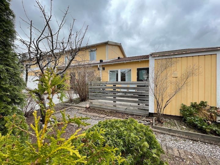 Enplans Gavelradhus I Täby - Täby