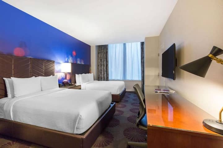 The Chicago Hotel, Upscale Deluxe Double Queen - Chicago