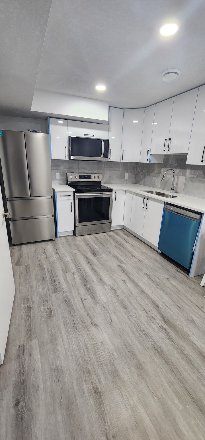 Cozy One Bedroom Bsmt Apartment - Spruce Grove