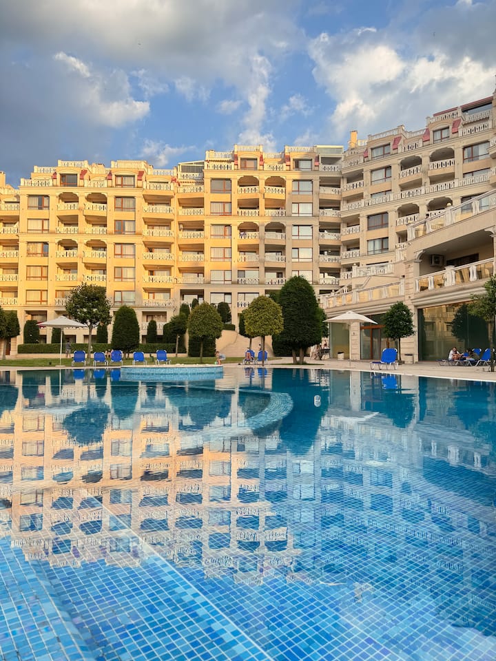 First Line Beach Seaside View Apartment In Varna - Varna