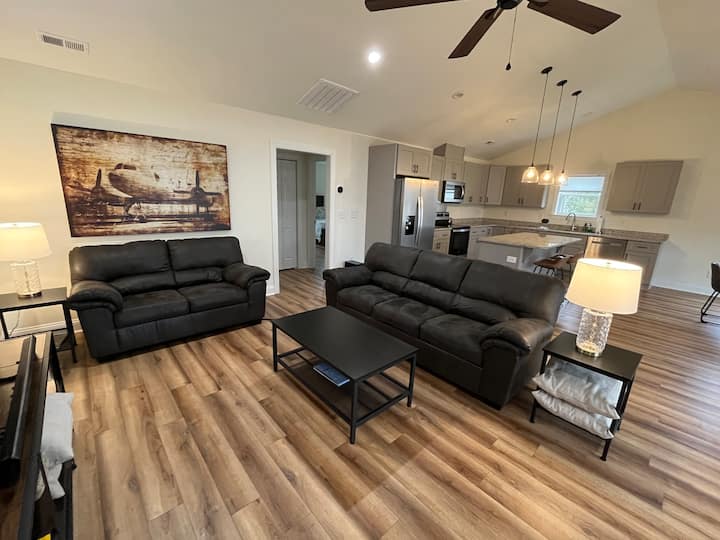 Treetop View In New Bern - 뉴 베른