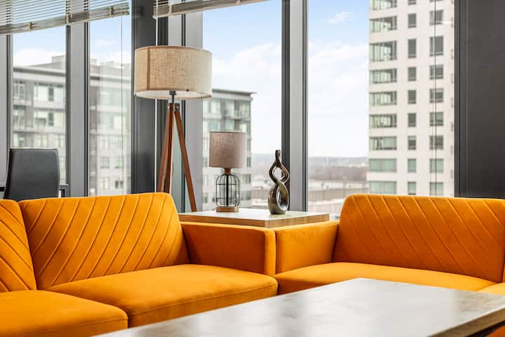 High-end Modern 3br 3ba Condo Assembly Square - Boston, MA