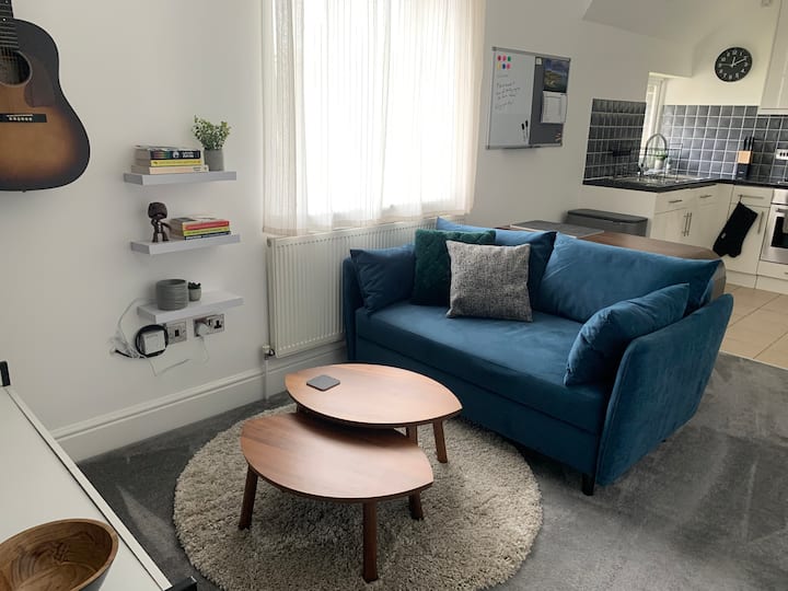 Peaceful 1 Bedroom Flat | Tube 4 Mins Away - Brixton - London