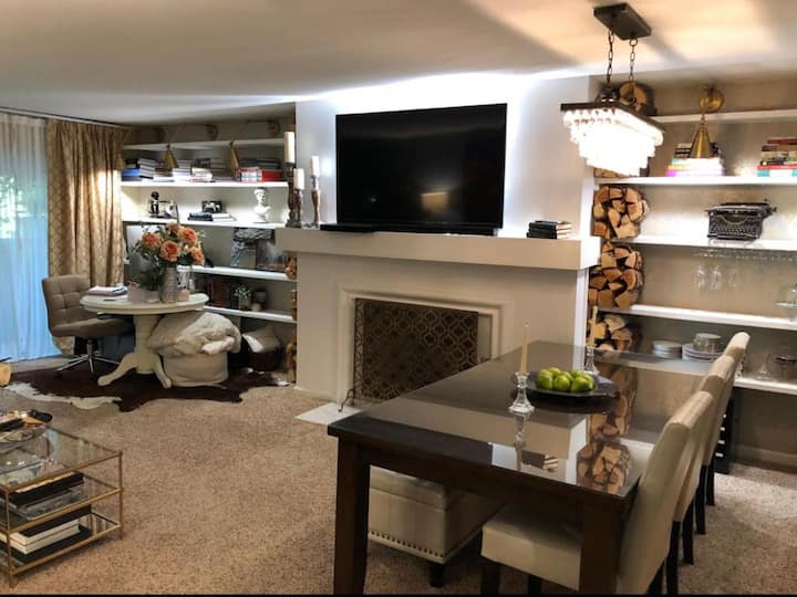 Charming Apartment - Kent, OH