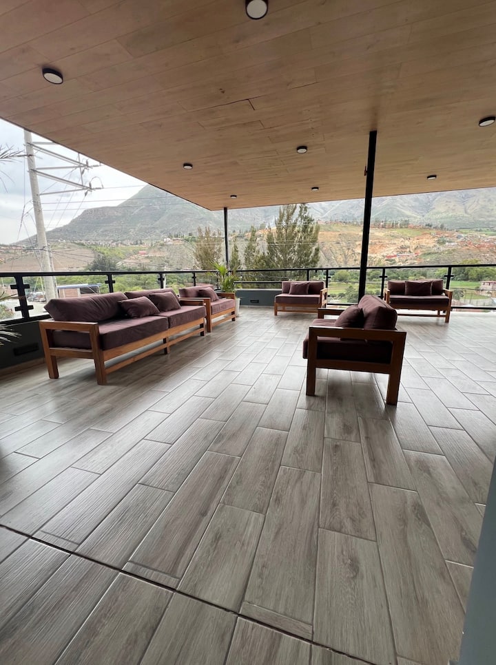 Apartamento Moderno Con Hermosas Vistas, Terraza. - Pasco