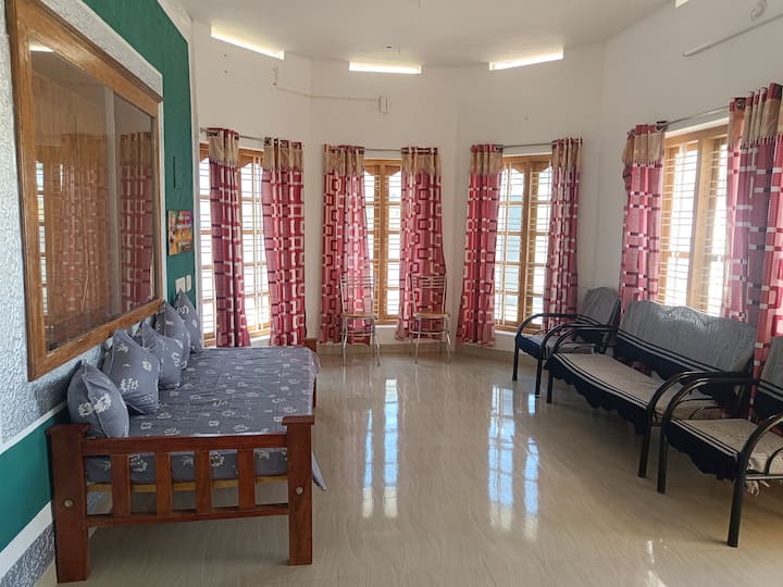 Sonish Homestay - 3 Bhk For Around 25 People - Marayoor