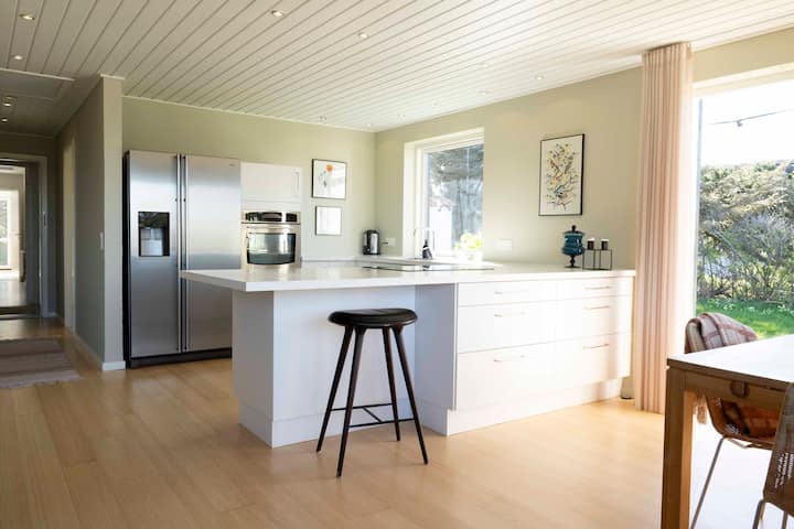 Beachside -  2br House With Private Garden - Thisted