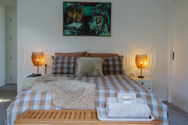 Sunny Stylish Studio - Wanaka