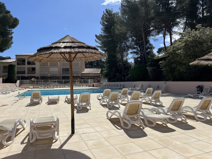 "Le Laurier Du Vallon", Climatisation Et Piscine - Sanary-sur-Mer