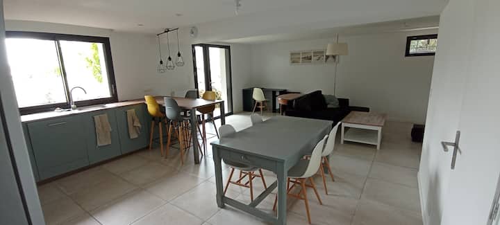 Appartement Avec Jardin Dans Une Maison - Aytré