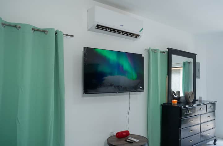 Apartment In Kingston - Kingston