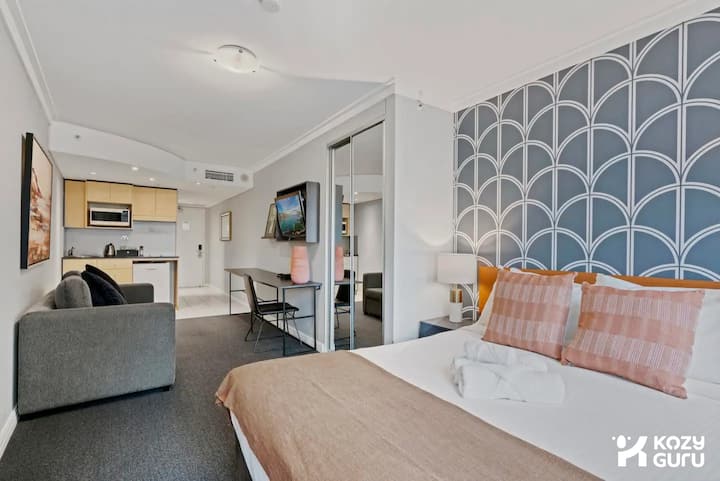Kozyguru | Haymarket | Bright City Studio - Sydney central station