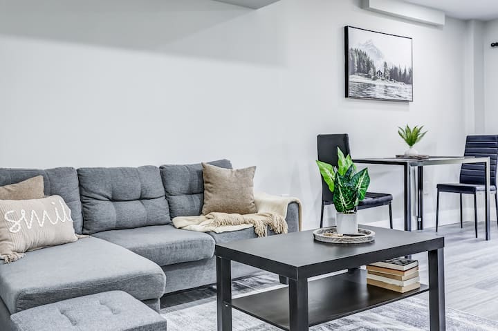 Modern Luxury Basement Suite In Ajax - Ajax
