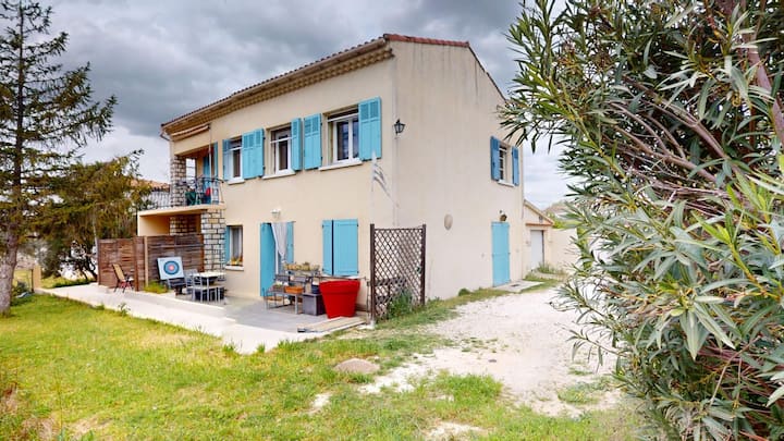 Appartement 1er éTage Balcon - Velaux