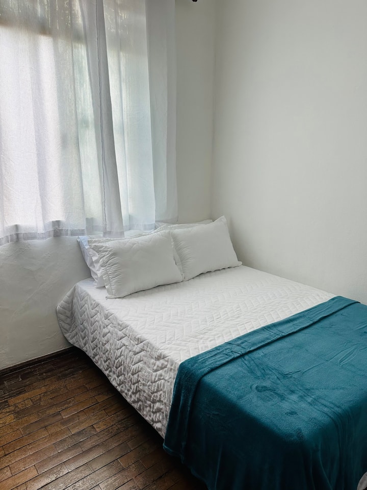 *Quarto 2 Eldorado Contagem, óTima Localização 2 - Contagem
