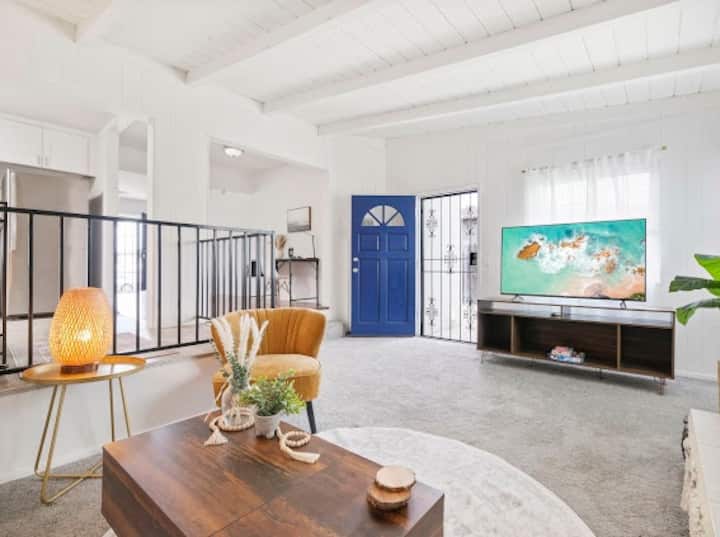 Beautiful Bayfront Getaway Sleeps 7 Fenced Yard - Chula Vista, CA