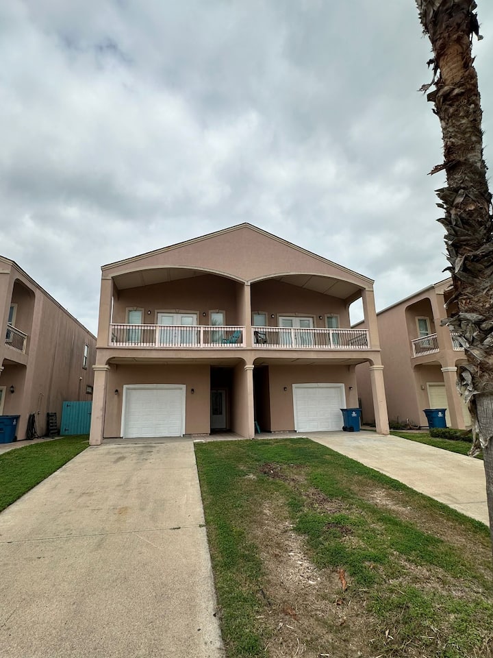 Beachside Condo W/shared Pool#a - South Padre Island, TX