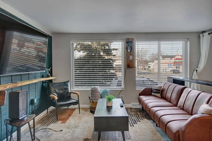 Cozy Suite In Downtown Royal Oak - Birmingham, MI