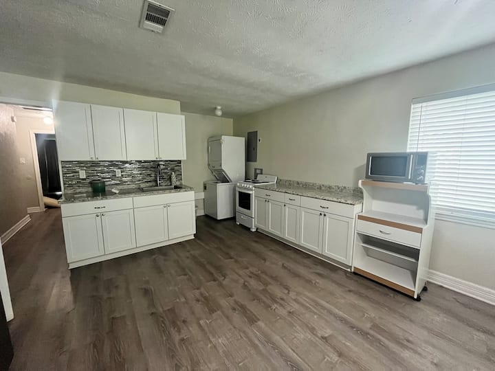 Suite Apartment In The Country - Magnolia, TX