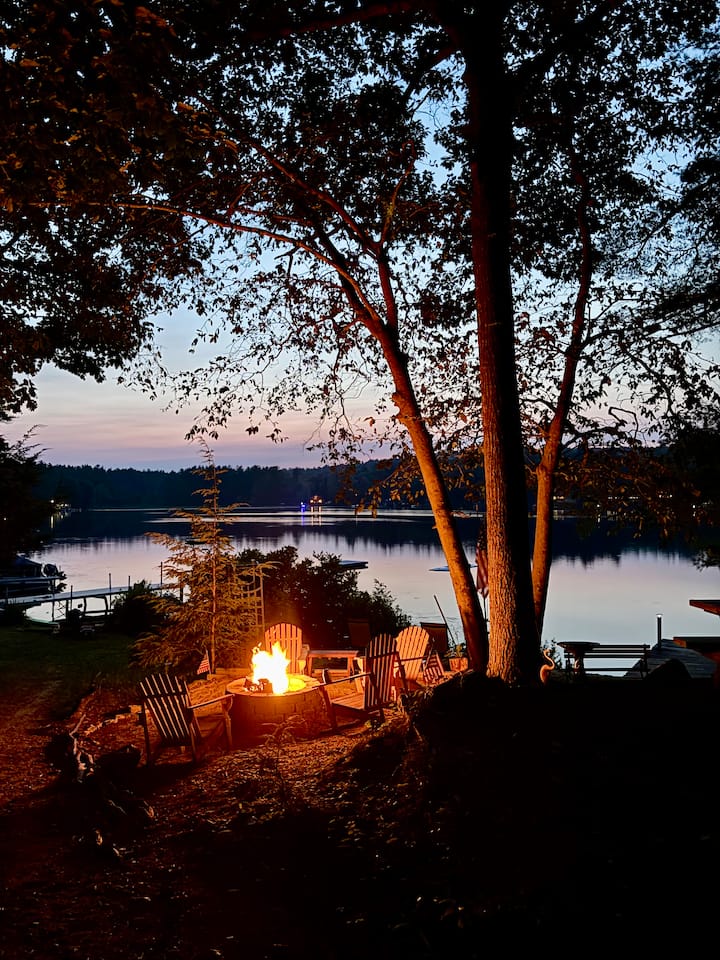 Camp Thunderbird (Waterfront Lakehouse) - Nottingham, NH