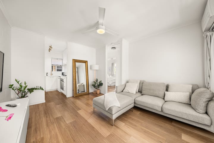 Bright Apartment In Trendy New Farm - Newstead