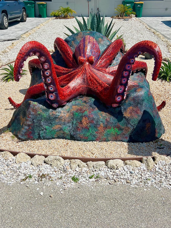 *New* Octovista Villa (Unit A) - Marco Island, FL