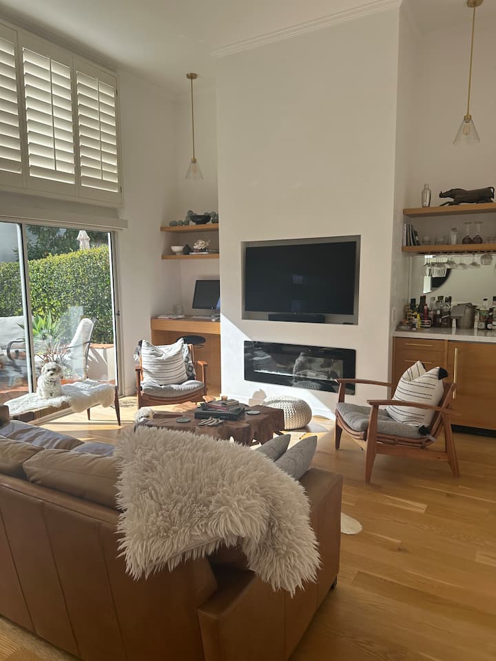 The Santa Barbara Dream Townhome - Santa Barbara, CA