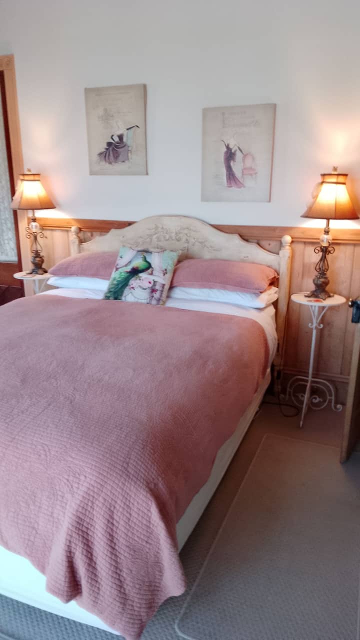 La Chambre At Heathcote House. - Heathcote