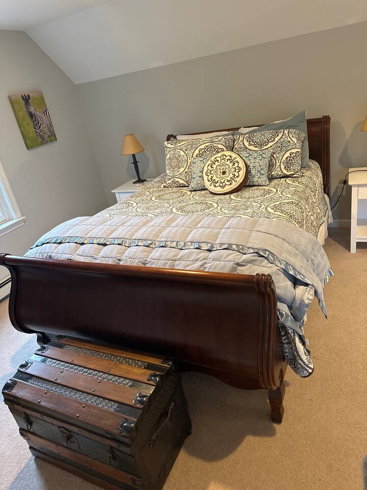 Private Large Room In Shelburne - Shelburne, VT