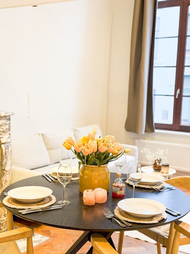 M1 - Mayfair Suites - 6p - Antwerpen
