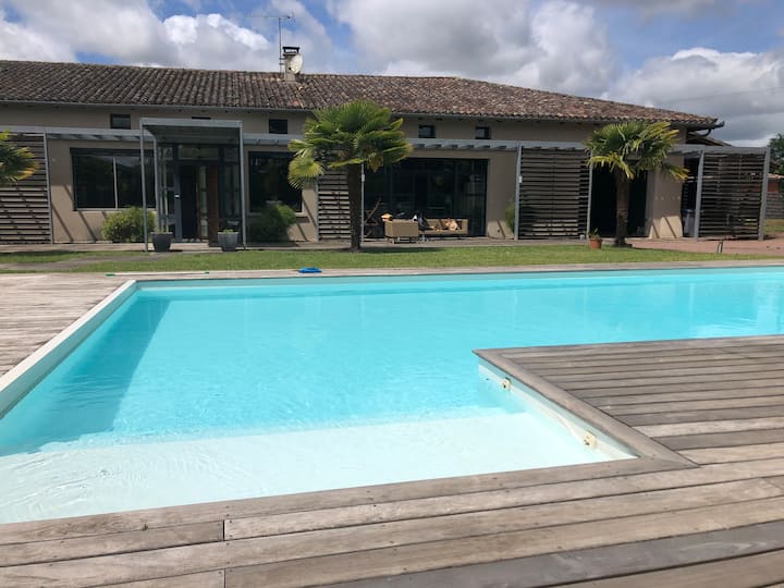 Maison De Charme Avec  Piscine - Montauban